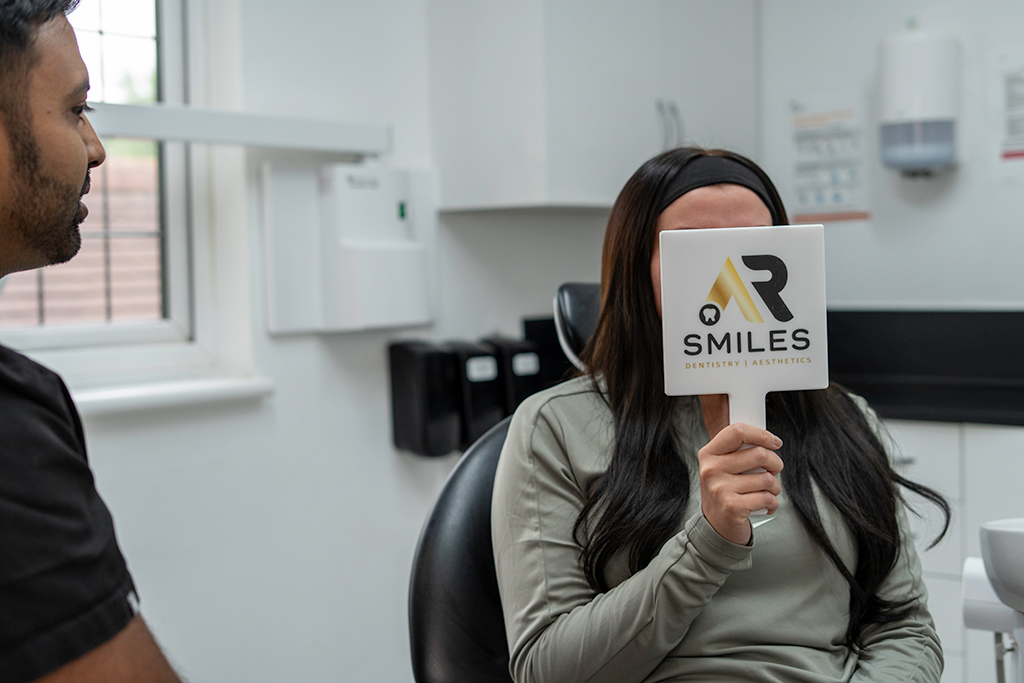 NHS Dentists in Eltham Taking New Patients | AR SMILES